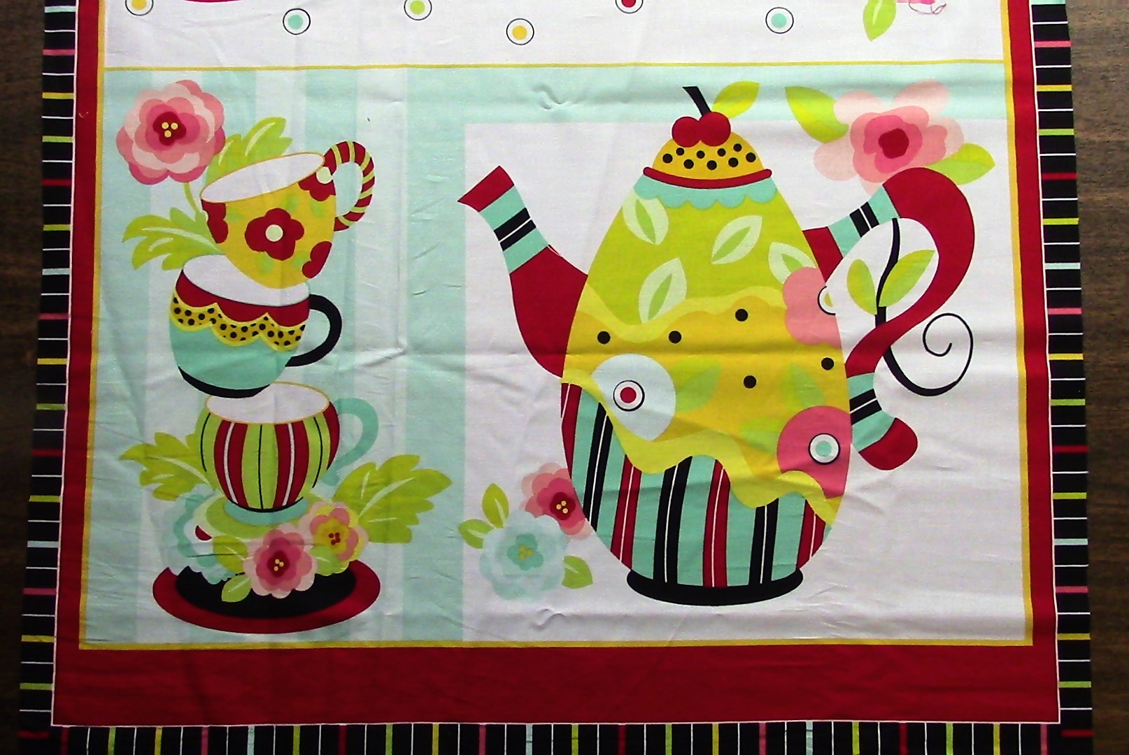 Fabric Frenzy – Tea Party Panel (FF-025) « Darlene Michaud