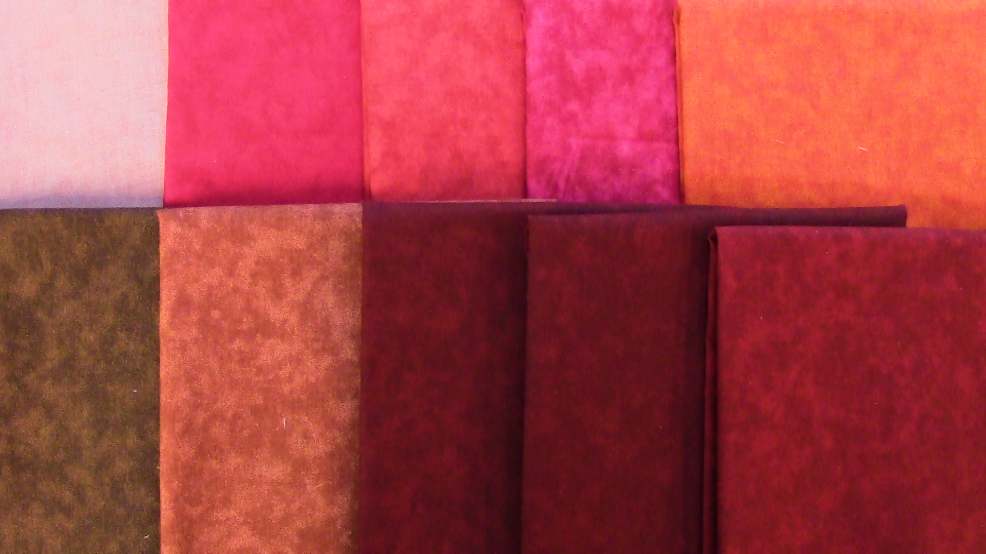 100 Rotary Cut 5″ Squares – 46 Colors of Mottled Blenders (1946 ...