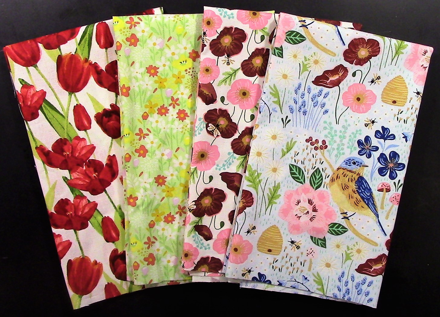 4 Fat Quarters – Field of Flowers (4135) « Darlene Michaud