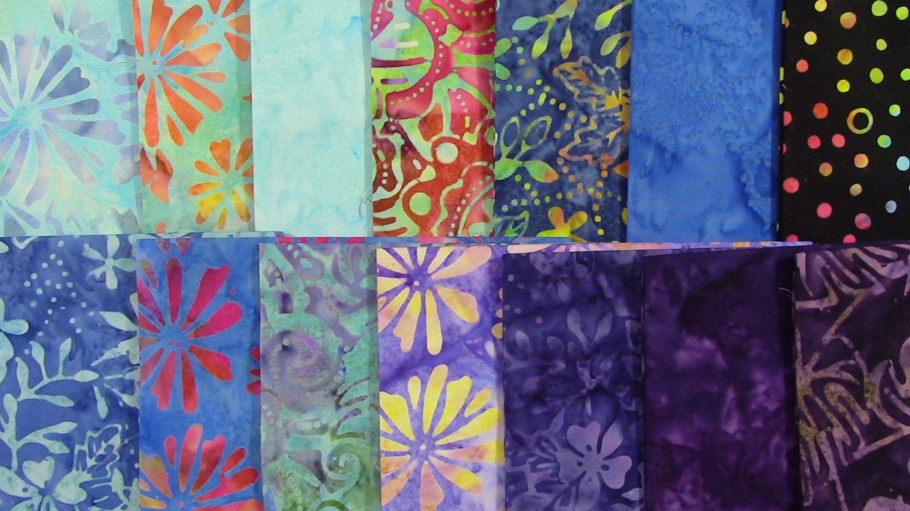 Batik Scrap Pack – 26 Pieces 5″ x 8″ (4261) « Darlene Michaud