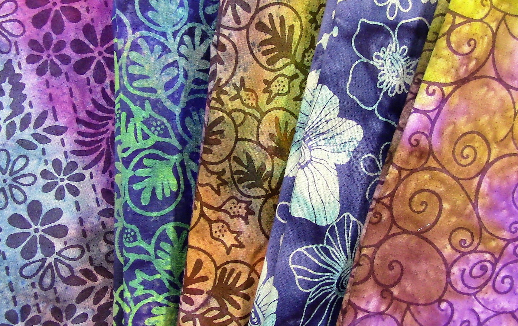 5 Half Yard Cuts – Batik Mix (4637) « Darlene Michaud