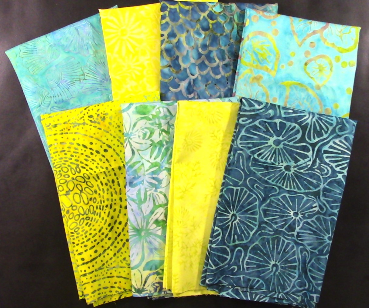 8 Half Yard Cuts – Batik Splash (4947) « Darlene Michaud