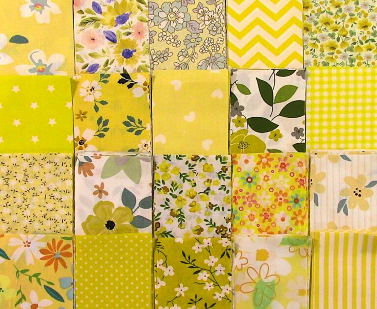 (40) Piece Scrap Pack – Yellow Strips – (5504) « Darlene Michaud